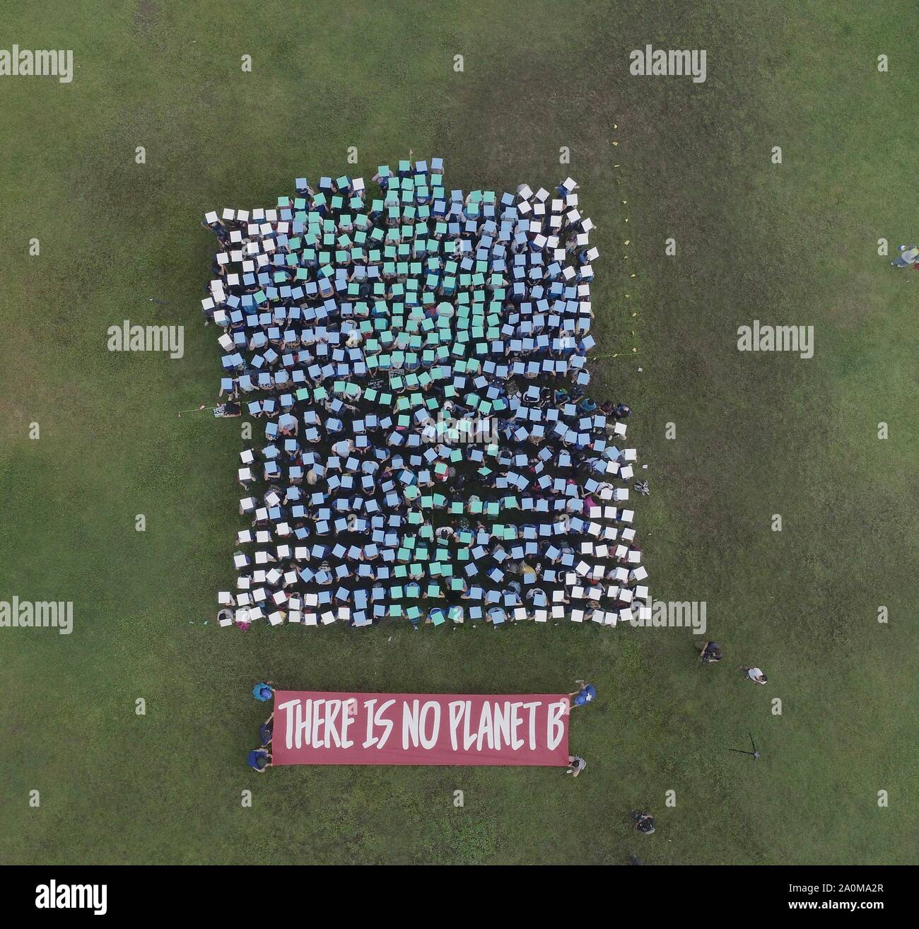 Quezon City, Philippines. 20th Sep, 2019. 500 students at UP Diliman in ...