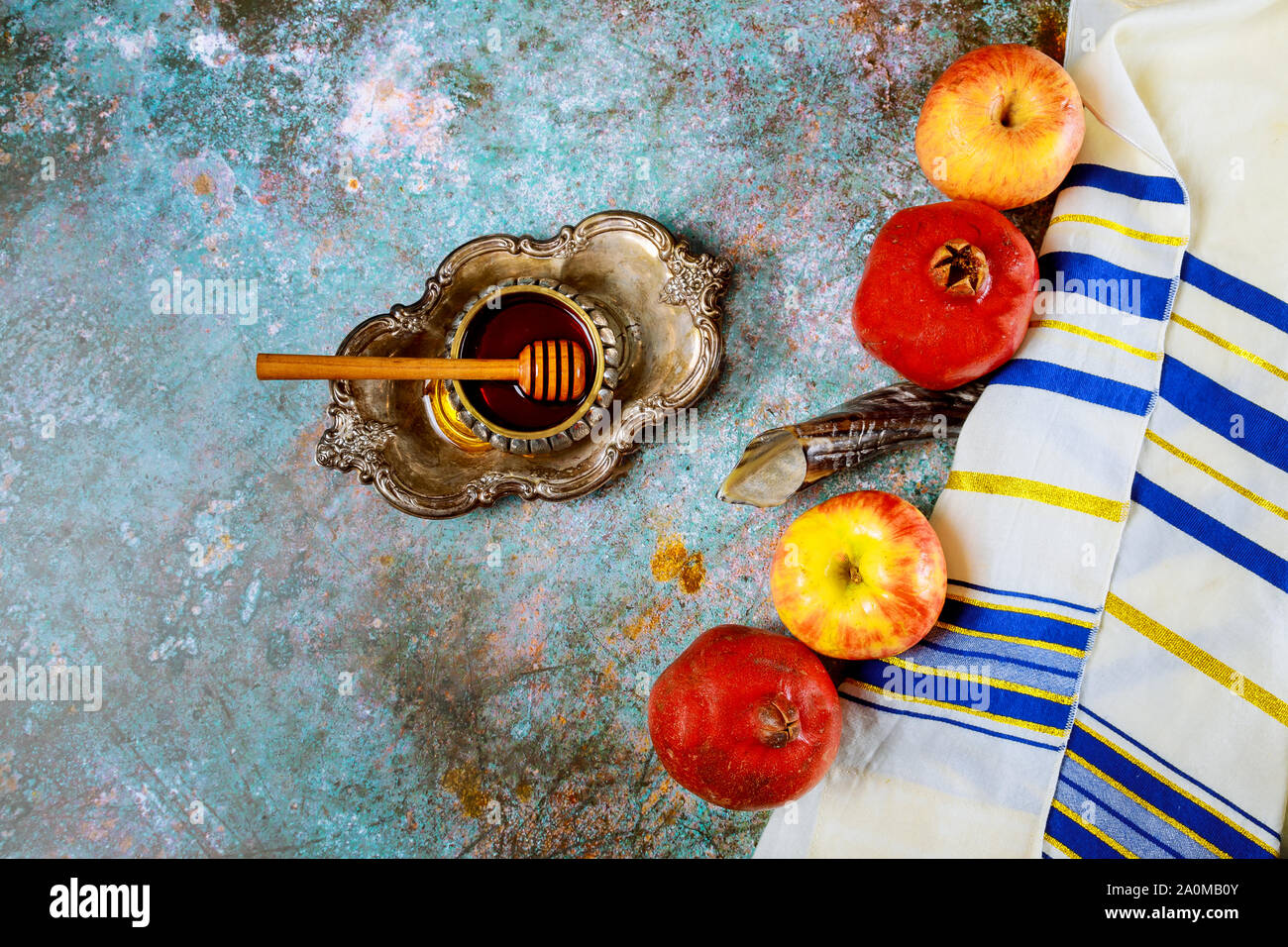 Table in the synagogue are symbols of Rosh Hashanah apple and ...