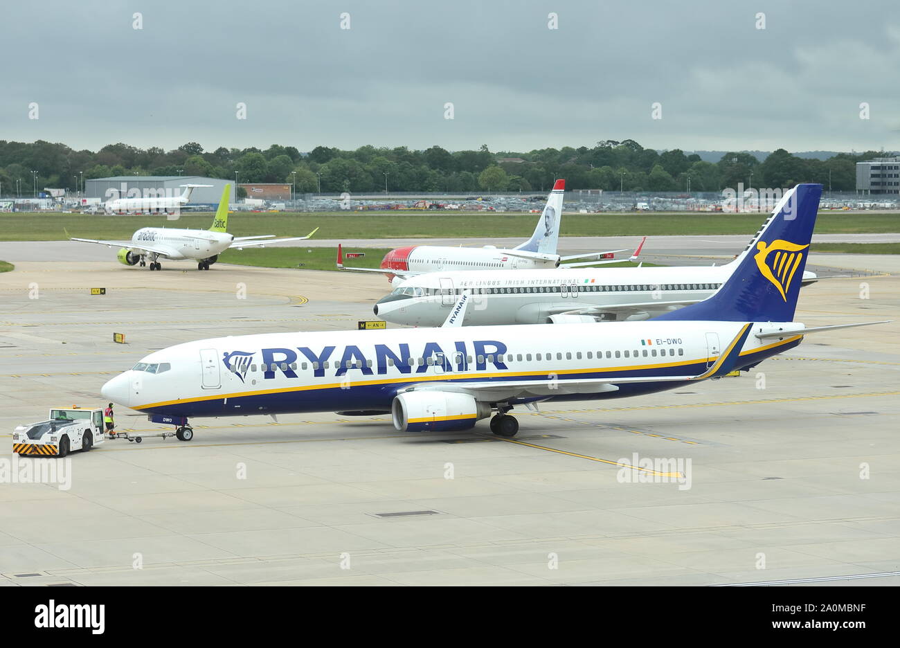 Ryan air airline at Gatwick airport London England Stock Photo - Alamy
