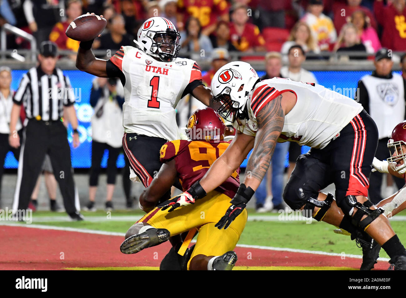 Los Angeles, CA. 20th Sep, 2019. USC Trojans defensive lineman Drake ...