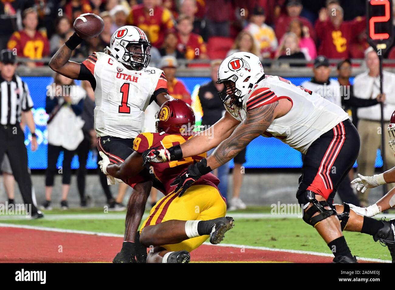 Los Angeles, CA. 20th Sep, 2019. USC Trojans defensive lineman Drake ...