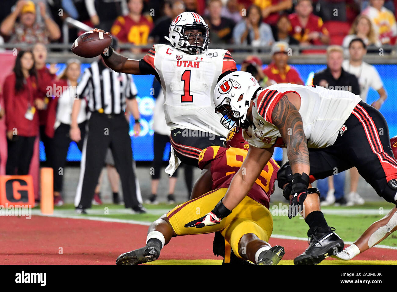 Intentional grounding hi-res stock photography and images - Alamy