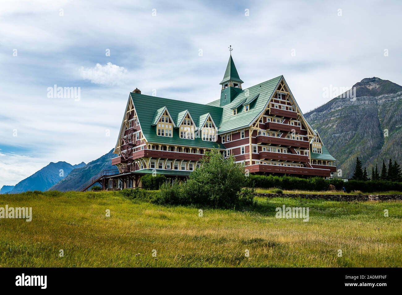 Glacier and Waterton International Peace Park Stock Photo - Alamy