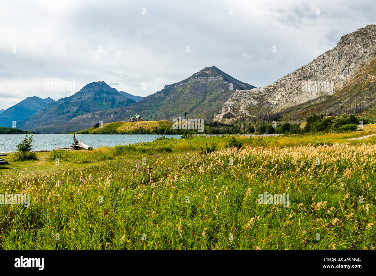 Glacier and Waterton International Peace Park Stock Photo - Alamy