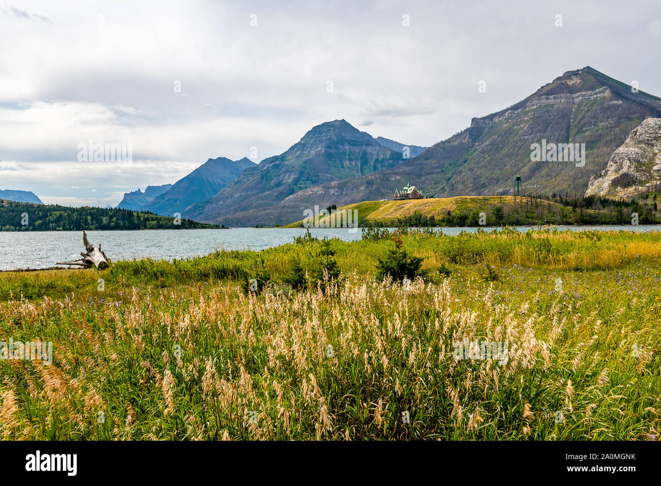 Glacier and Waterton International Peace Park Stock Photo - Alamy
