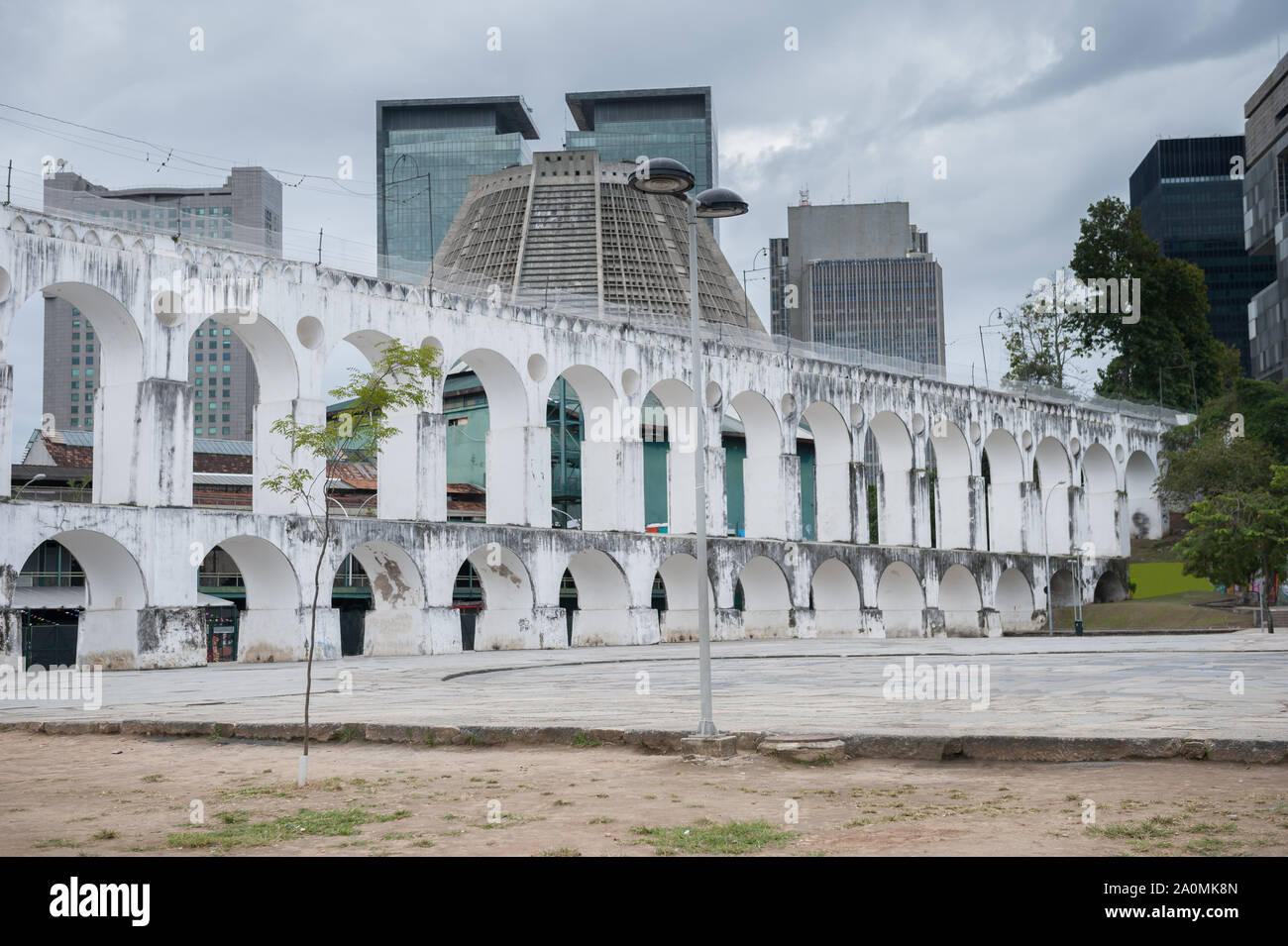 Arcos da lapa or carioca aqueduct in lapa hi-res stock photography and ...