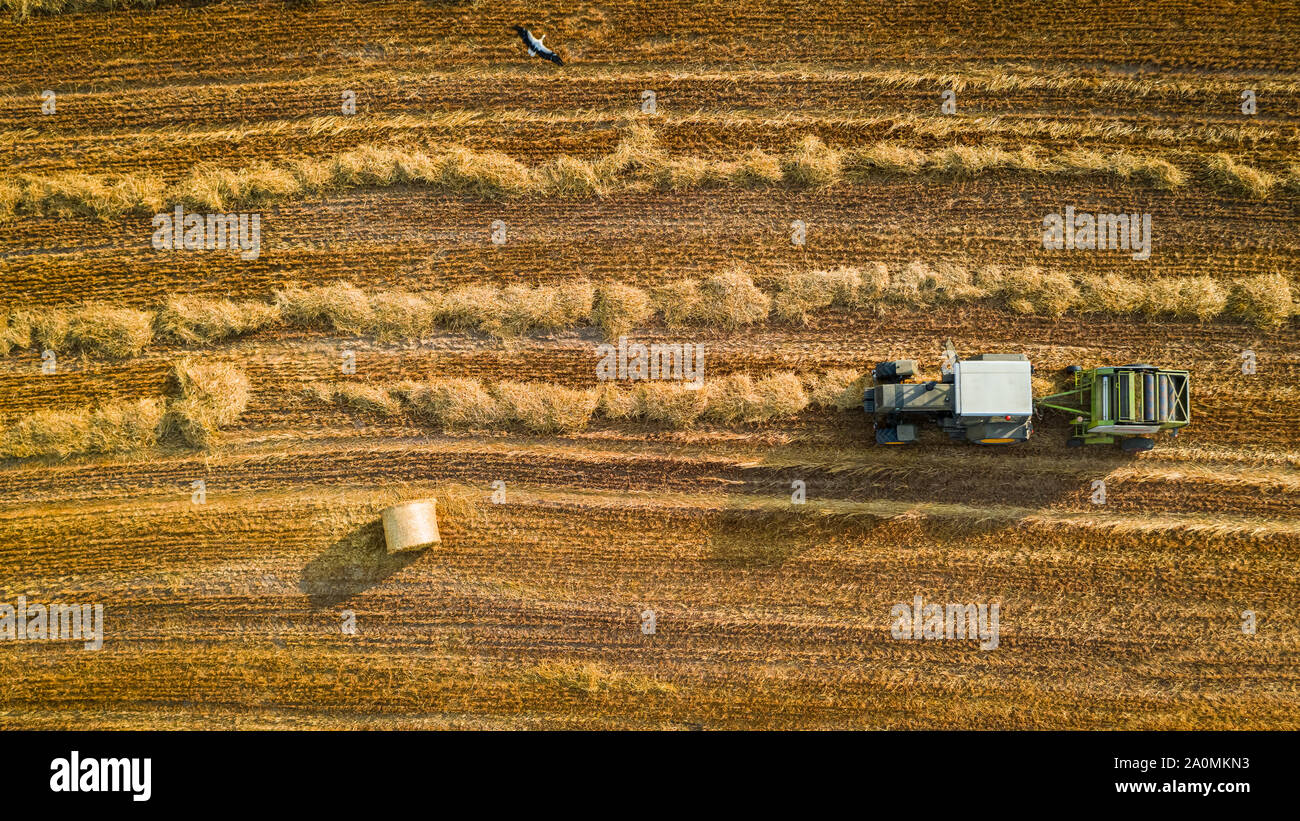 Bale machines hi-res stock photography and images - Alamy