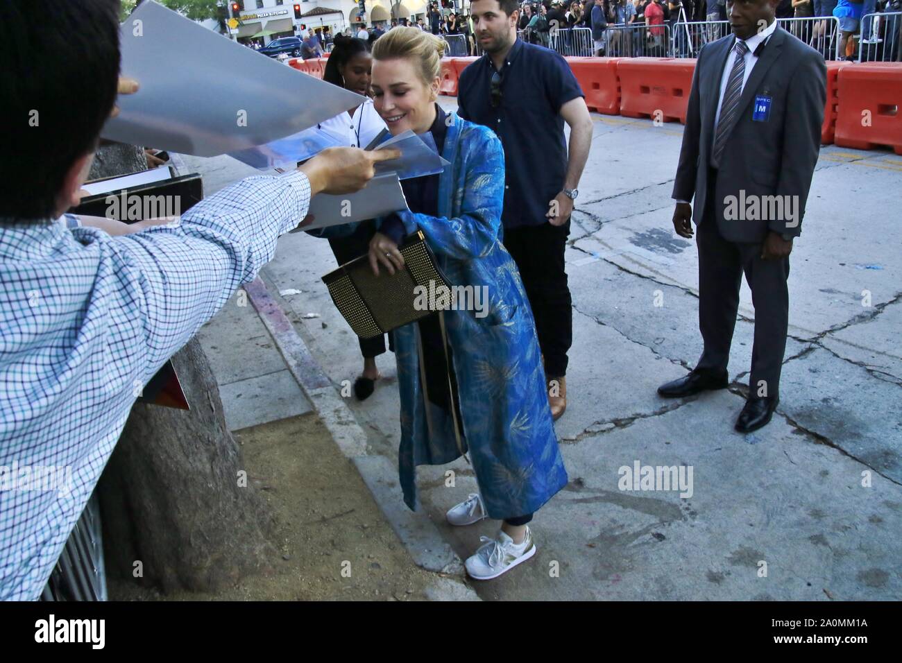Morgan Freeman and Piper Perabo arrive to the black carpet for the ...