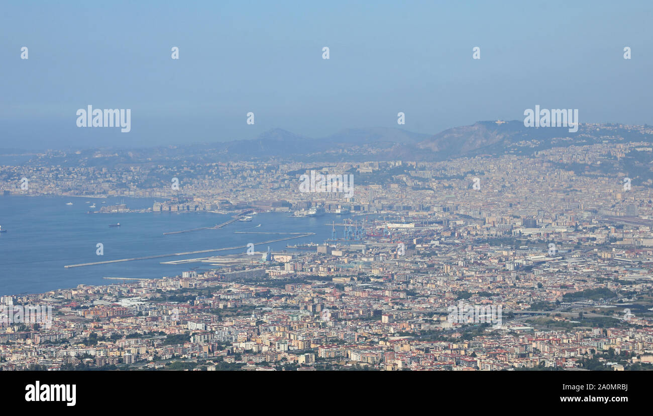 Naples Bay and the buildings of the city from Vesuvian volcano Stock ...