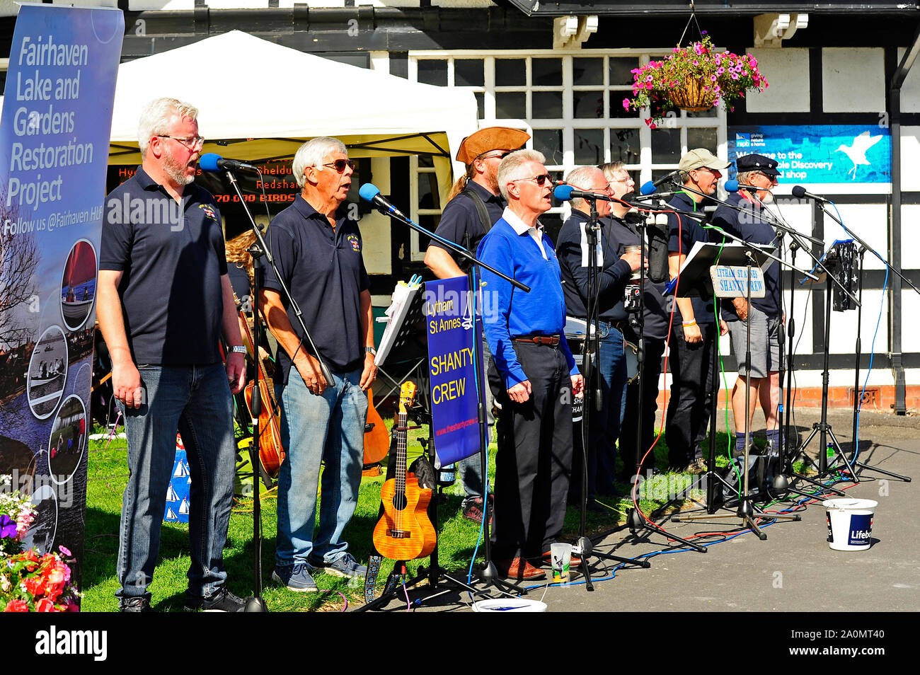 The Shanty Crew singers from Lytham Lifeboat performing at Fairhaven ...