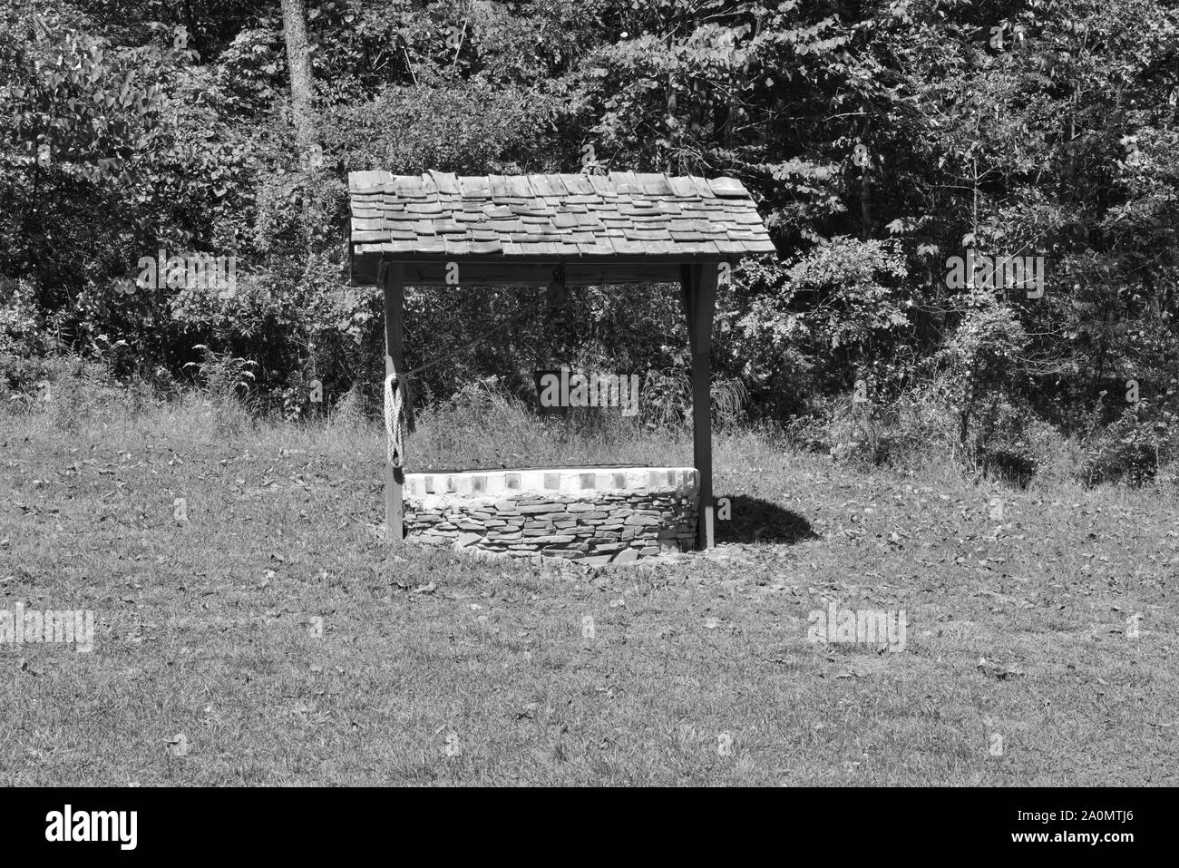 Wishing well Black and White Stock Photos & Images - Alamy
