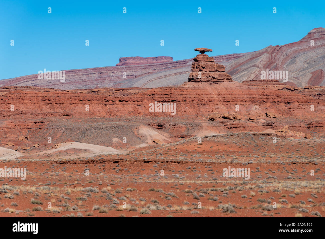 Rock formations named Hat Rock in Utah Stock Photo - Alamy