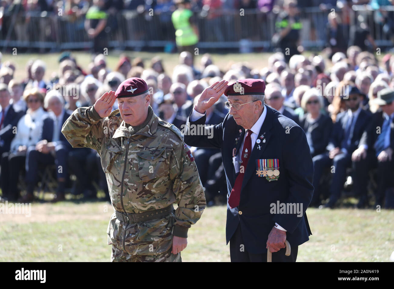 Veteran geoff roberts hi-res stock photography and images - Alamy