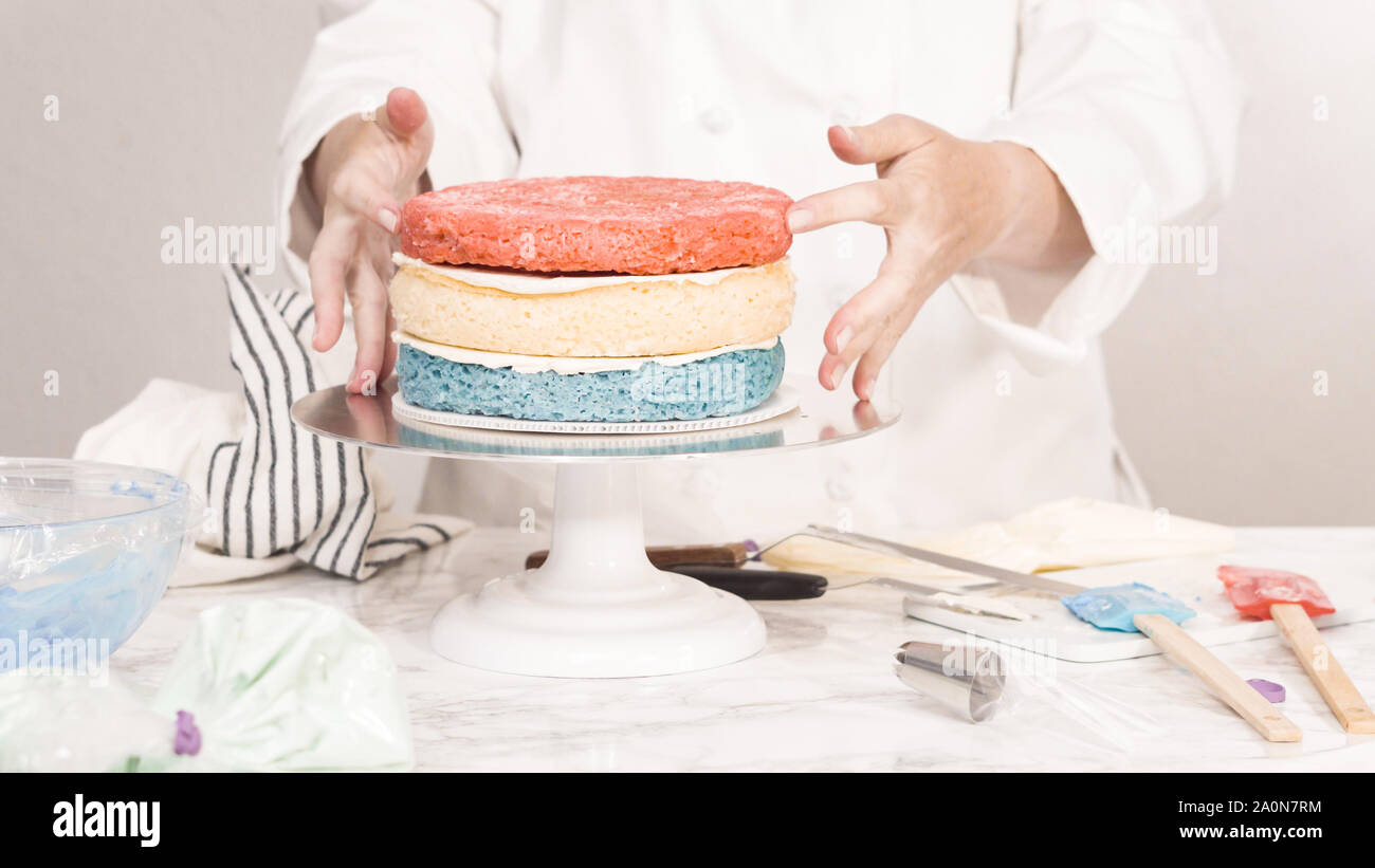 Stacking cake layers create hi-res stock photography and images - Alamy