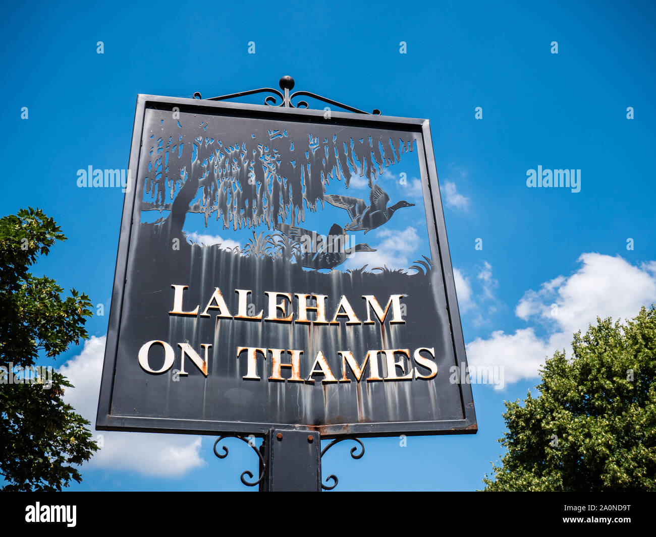 Laleham village hi-res stock photography and images - Alamy