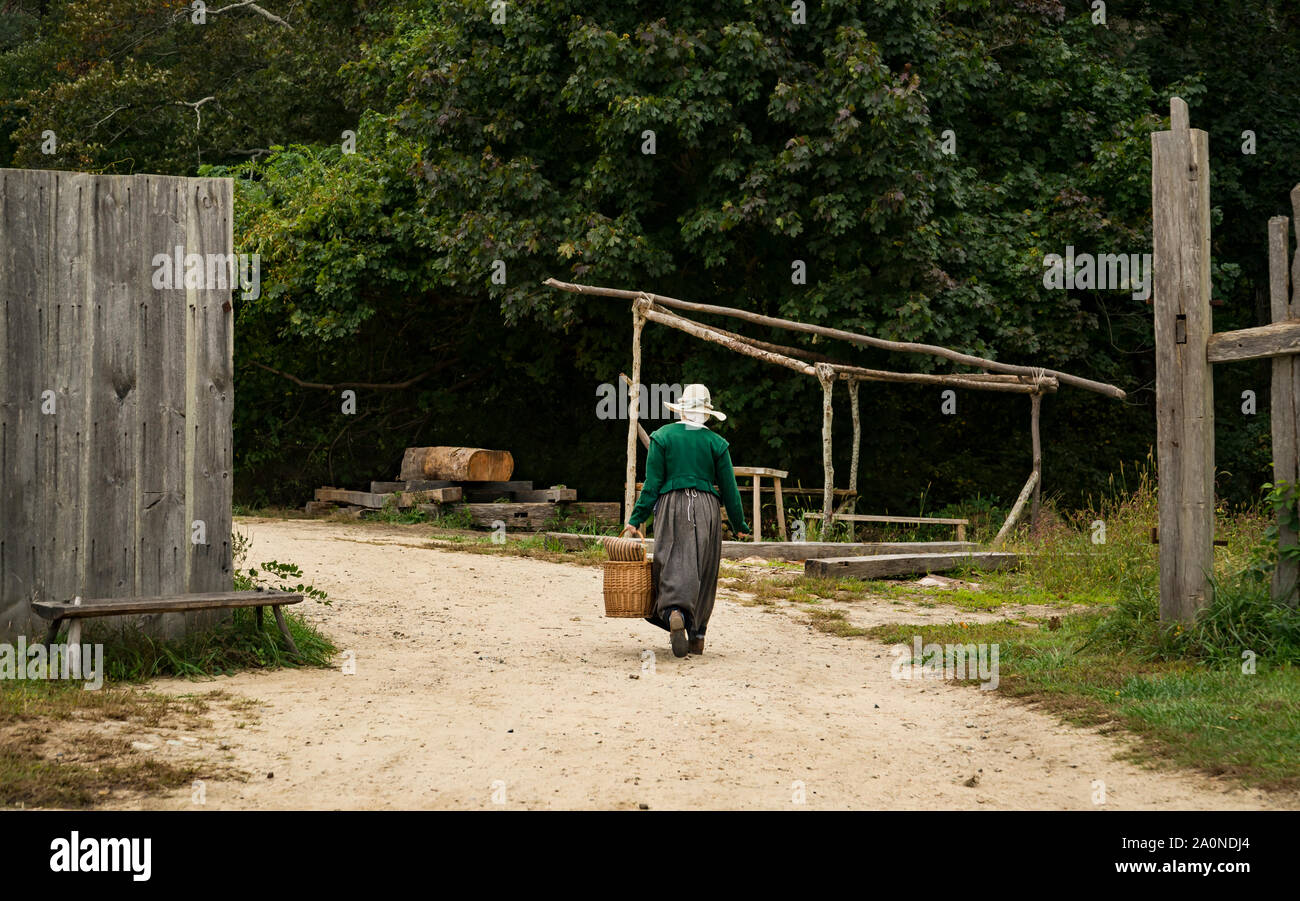 Actors perfroms at the Pilgrim Homes, Plimoth, Massachusetts Stock ...