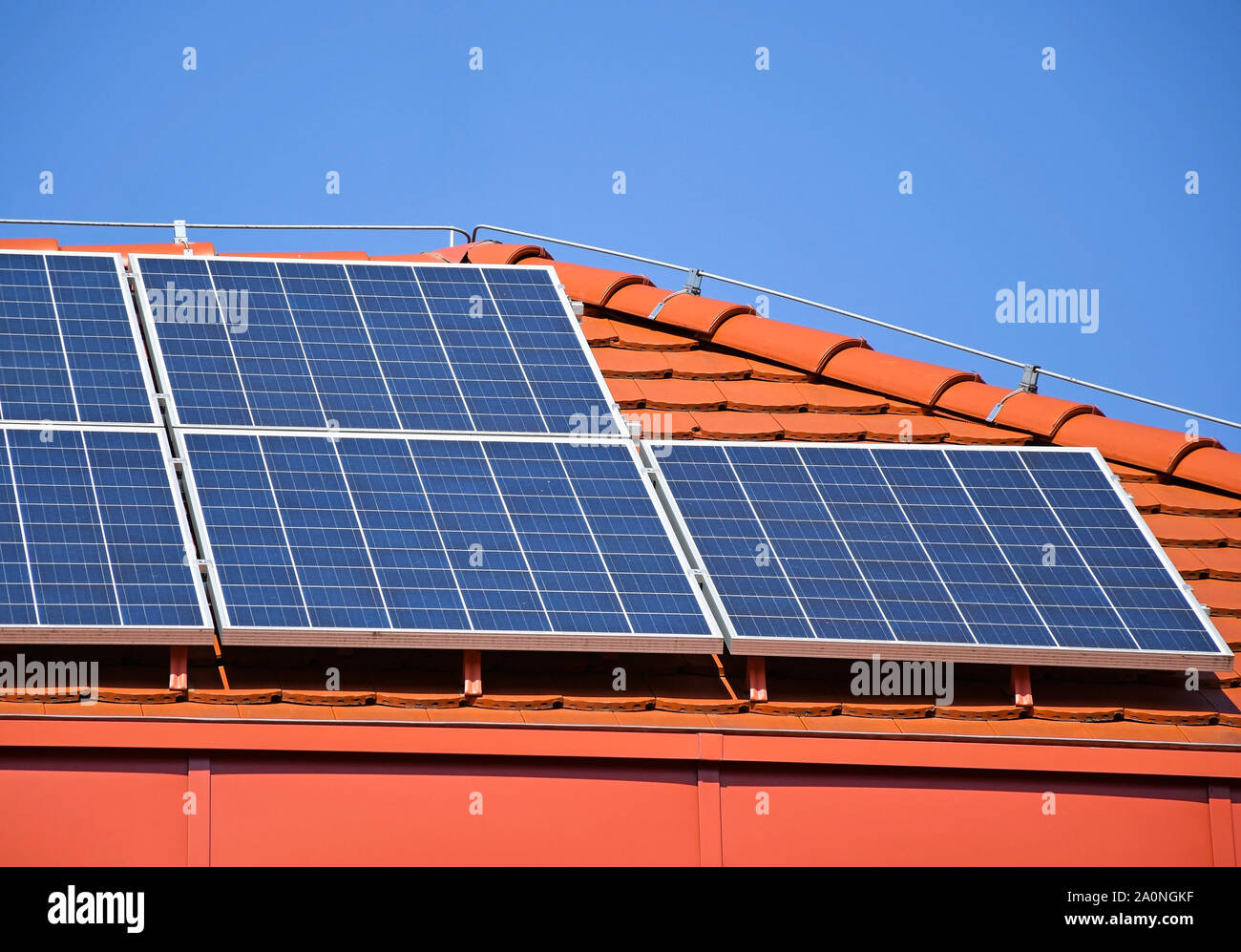 Solar panels on the roof of a building Stock Photo - Alamy