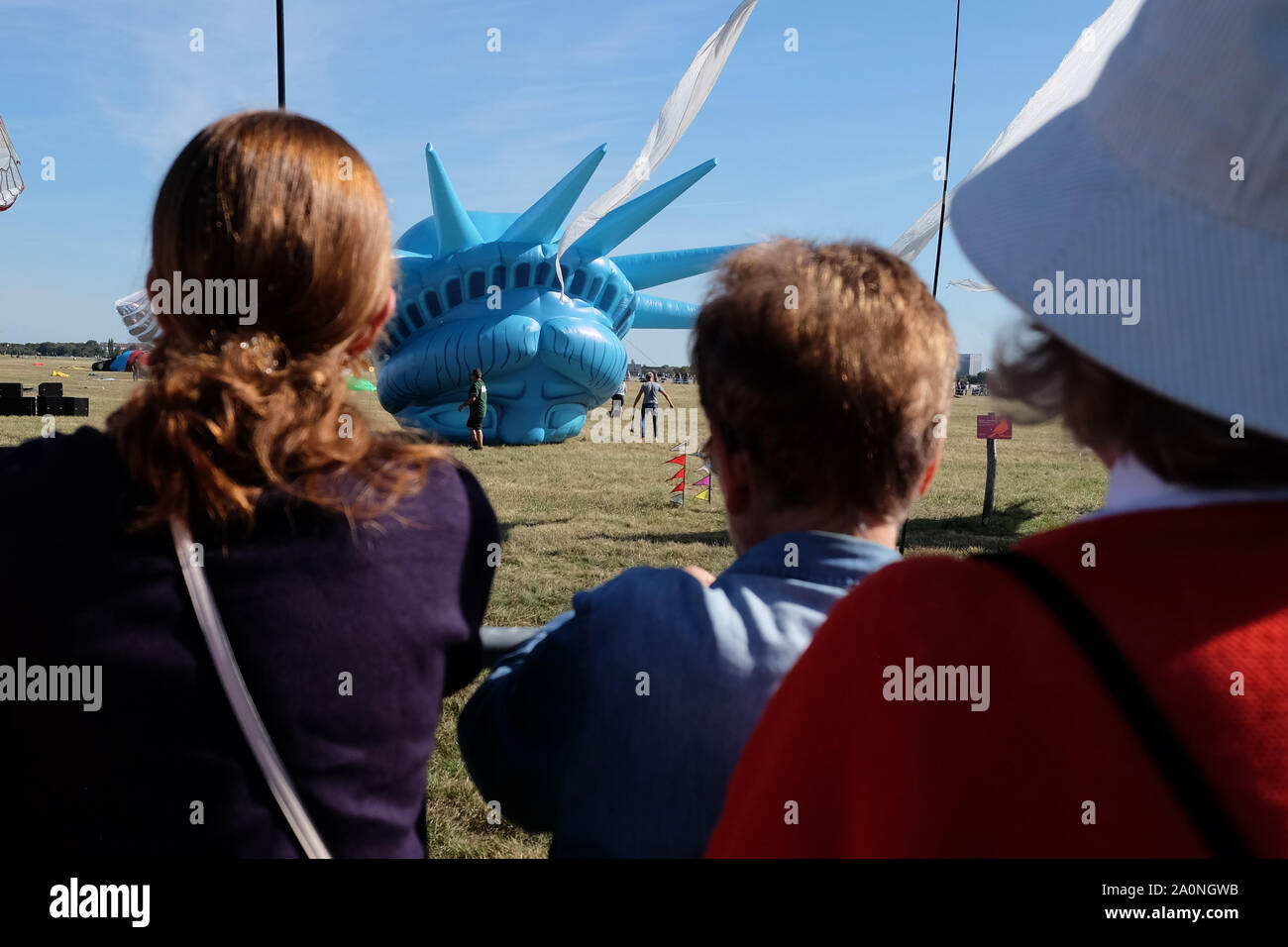 Large inflatable kite hi-res stock photography and images - Alamy