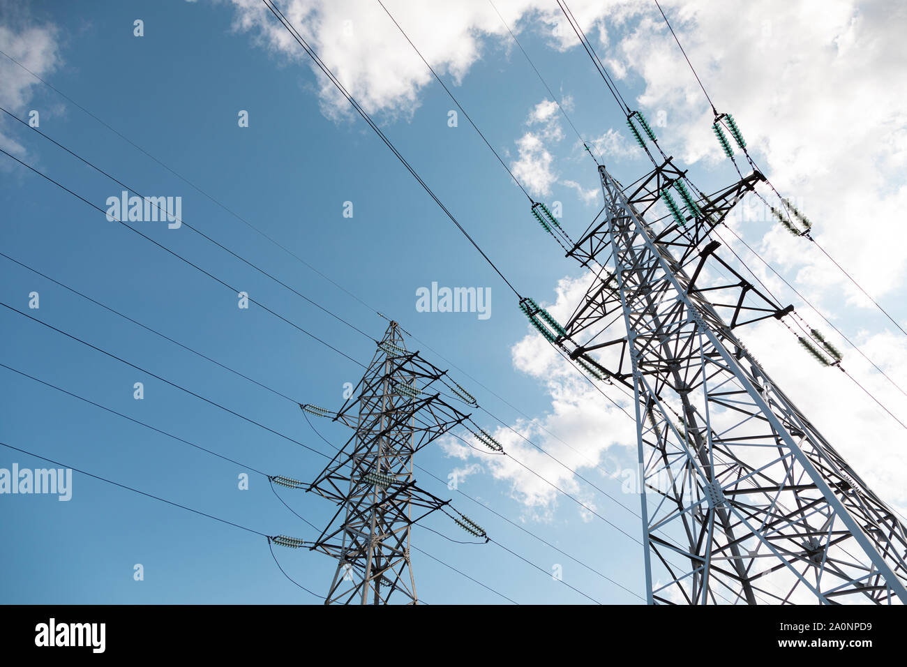 Electric suspension towers hi-res stock photography and images - Alamy