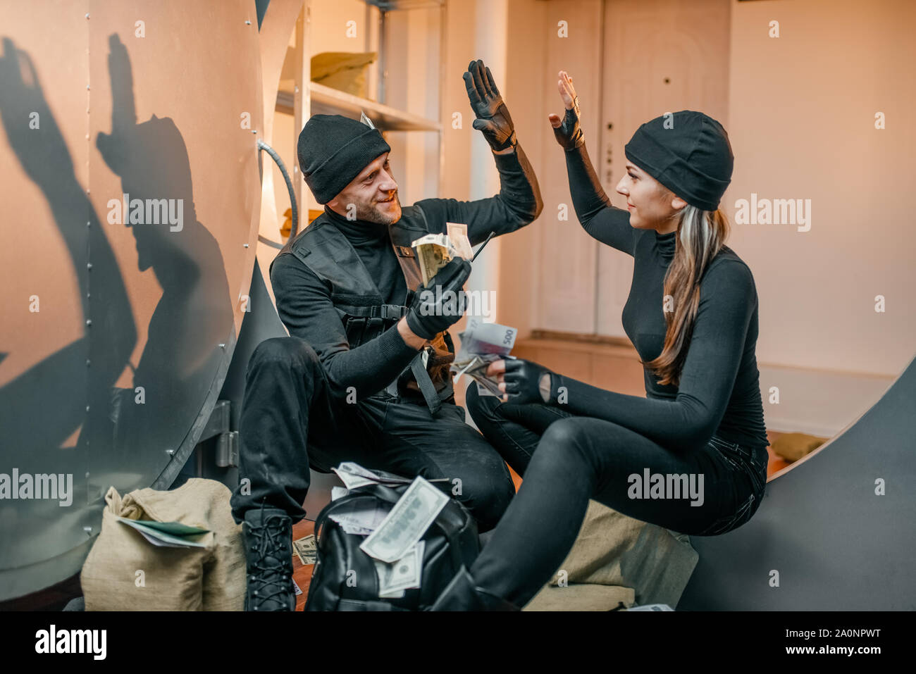 Money bags vault hi-res stock photography and images - Alamy
