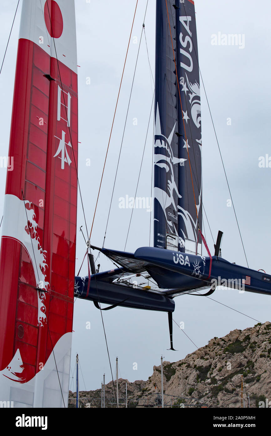 Lowering sail hi-res stock photography and images - Alamy