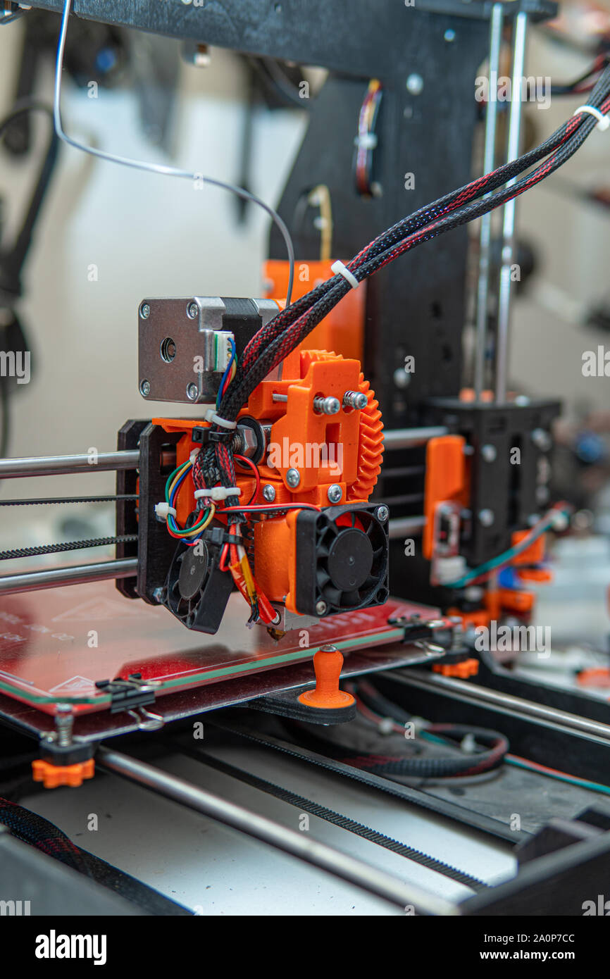 3D printer elements. 3D printing device mechanism Stock Photo - Alamy