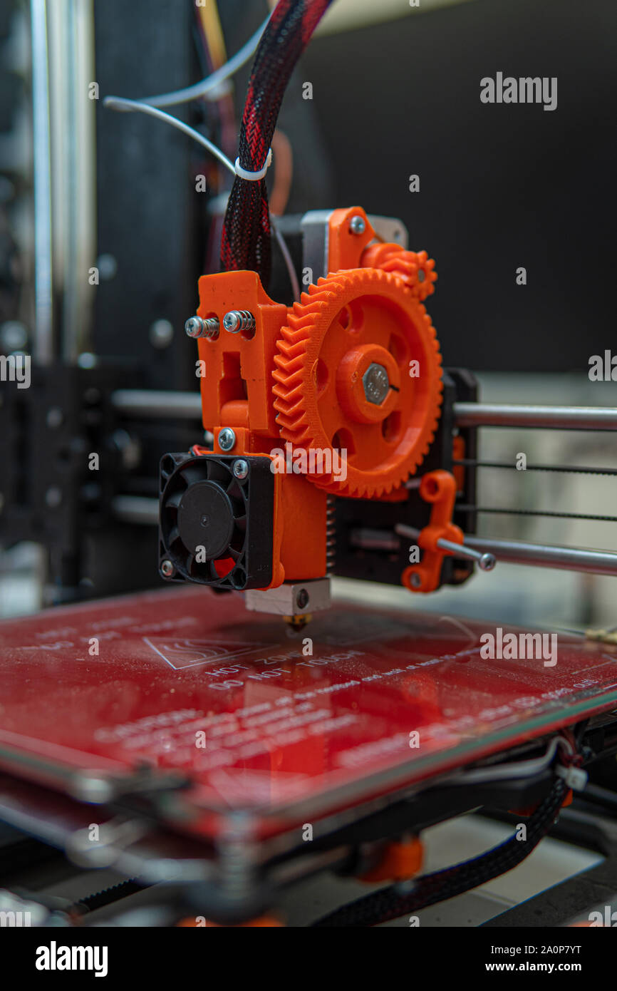 3D printer elements. 3D printing device mechanism Stock Photo - Alamy