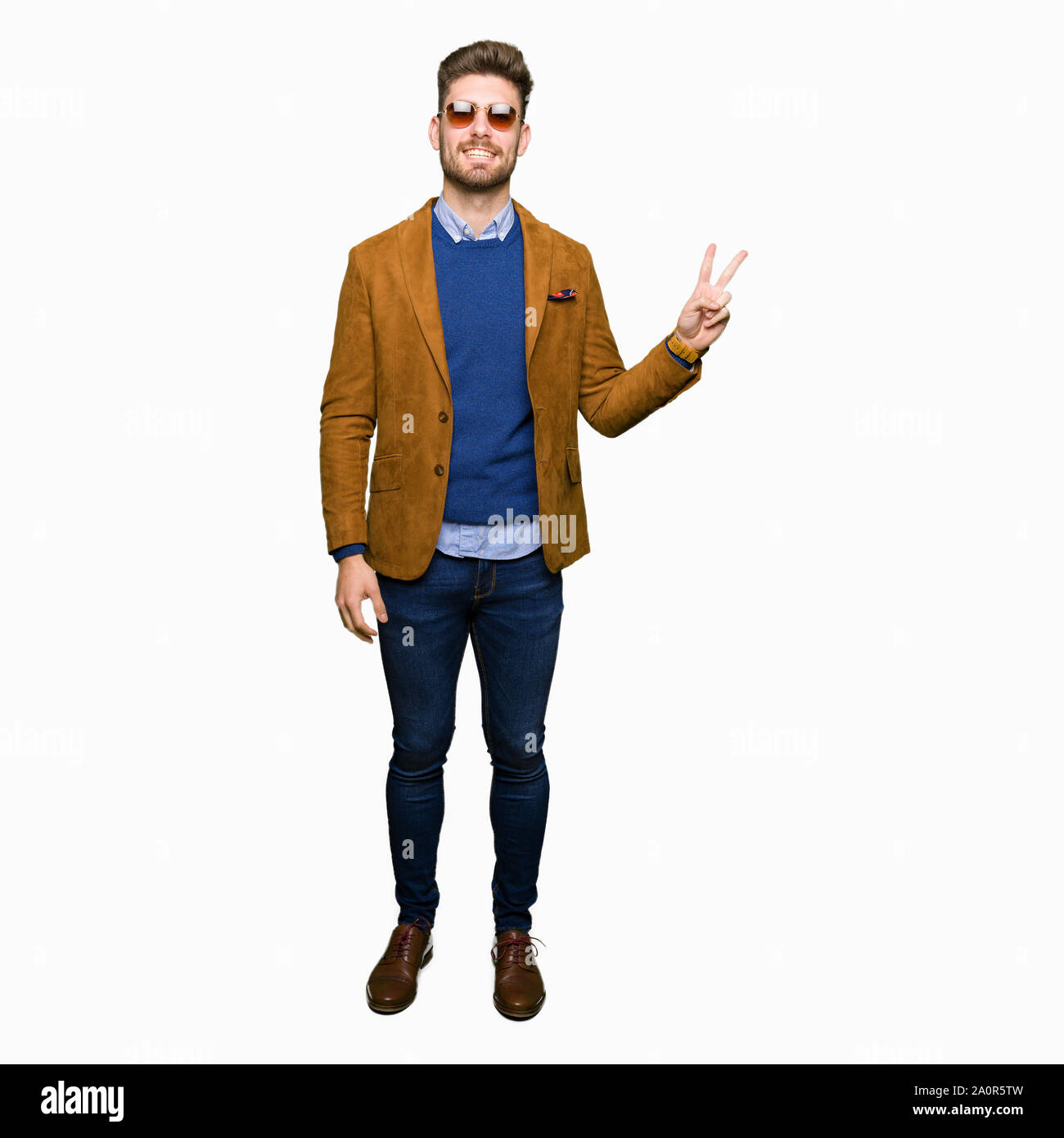 Man sunglasses v sign finger fingers hi-res stock photography and ...