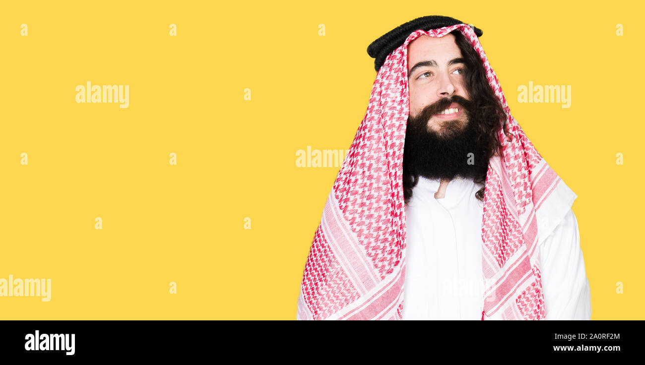 Full body man skin arab hi-res stock photography and images - Alamy