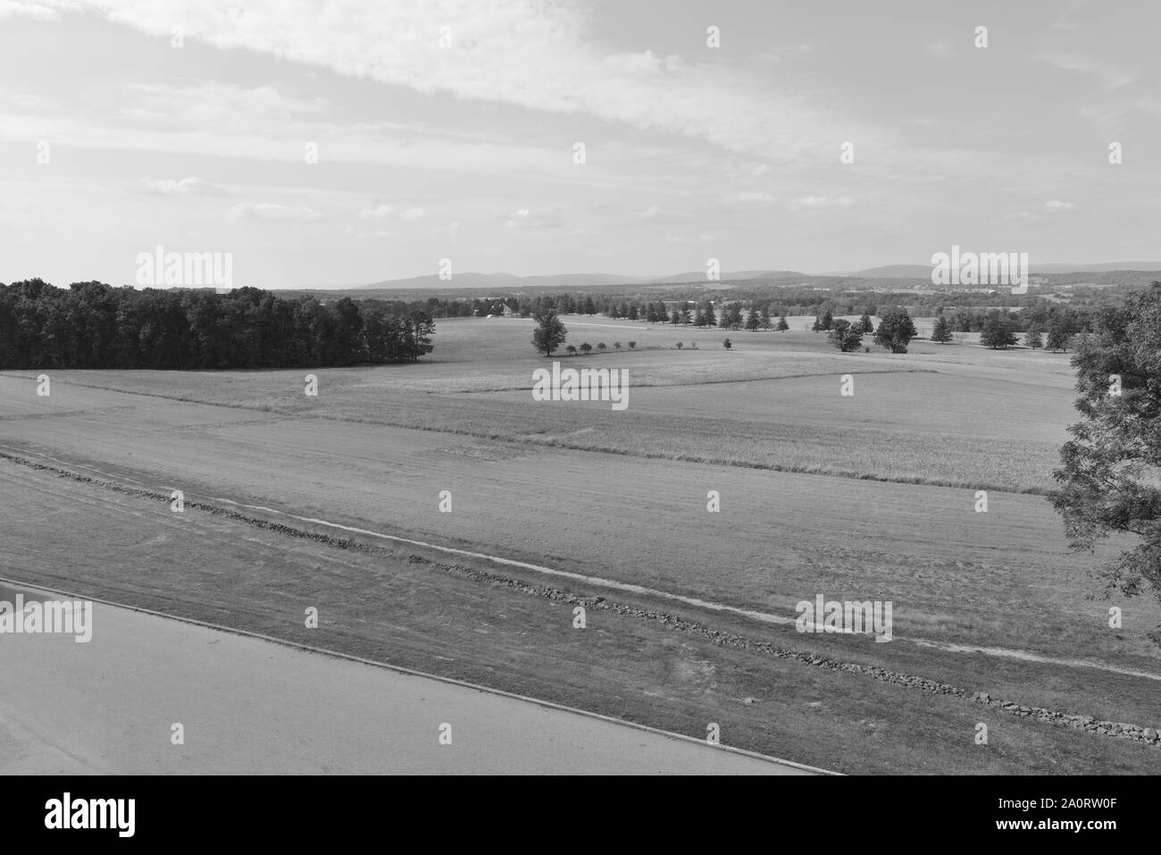 Road going through Gettysburg the site of the battle that took place ...