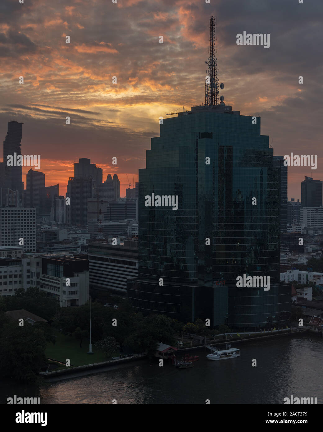 Bangkok, twilight rooftop cityscape Stock Photo - Alamy
