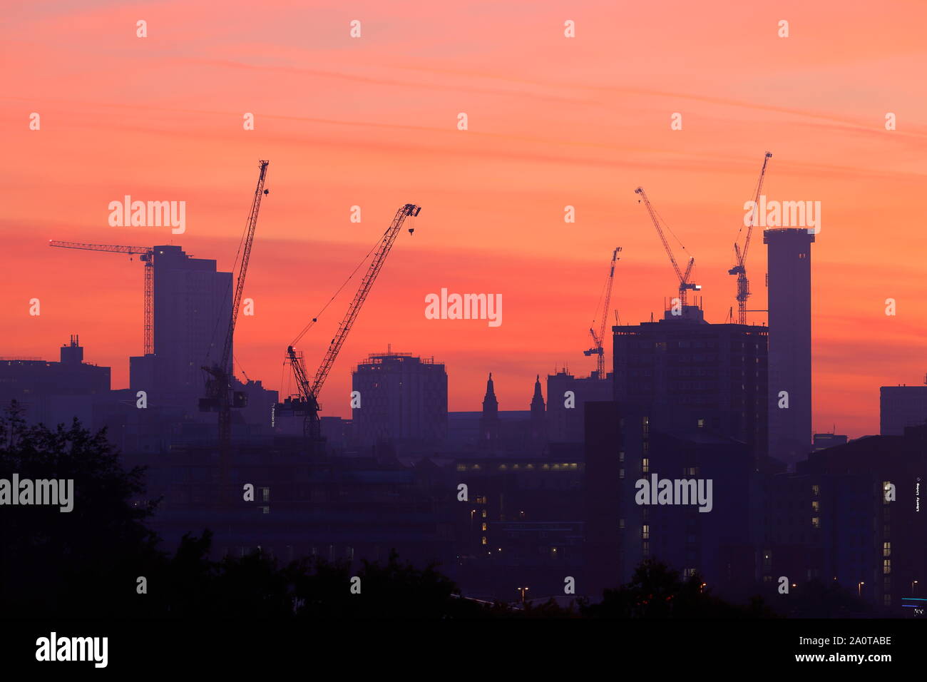 Silhouette of Leeds skyline at sunrise with Yorkshire's tallest ...