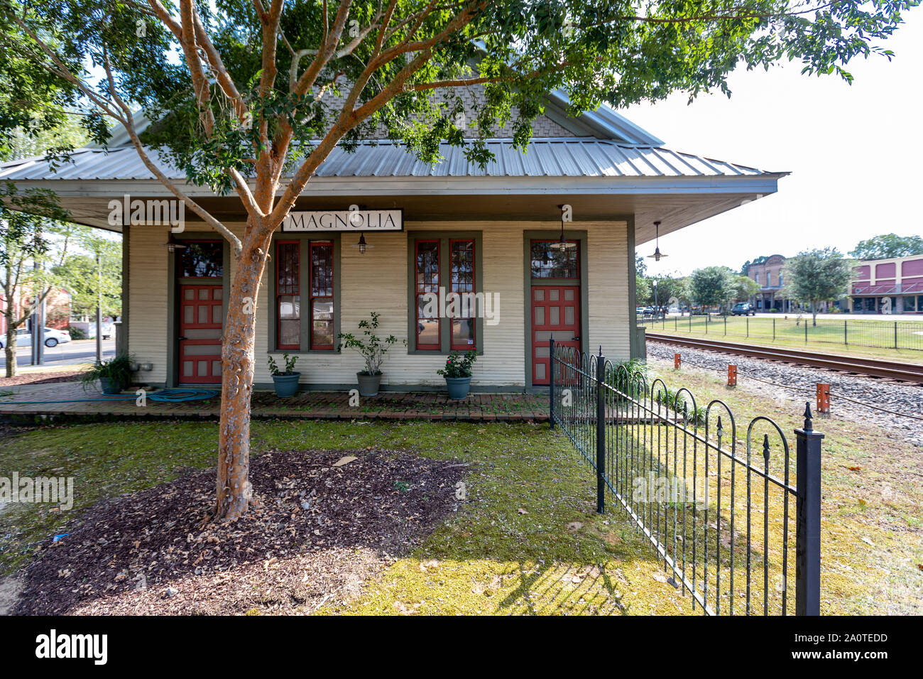 Magnolia station hi-res stock photography and images - Alamy