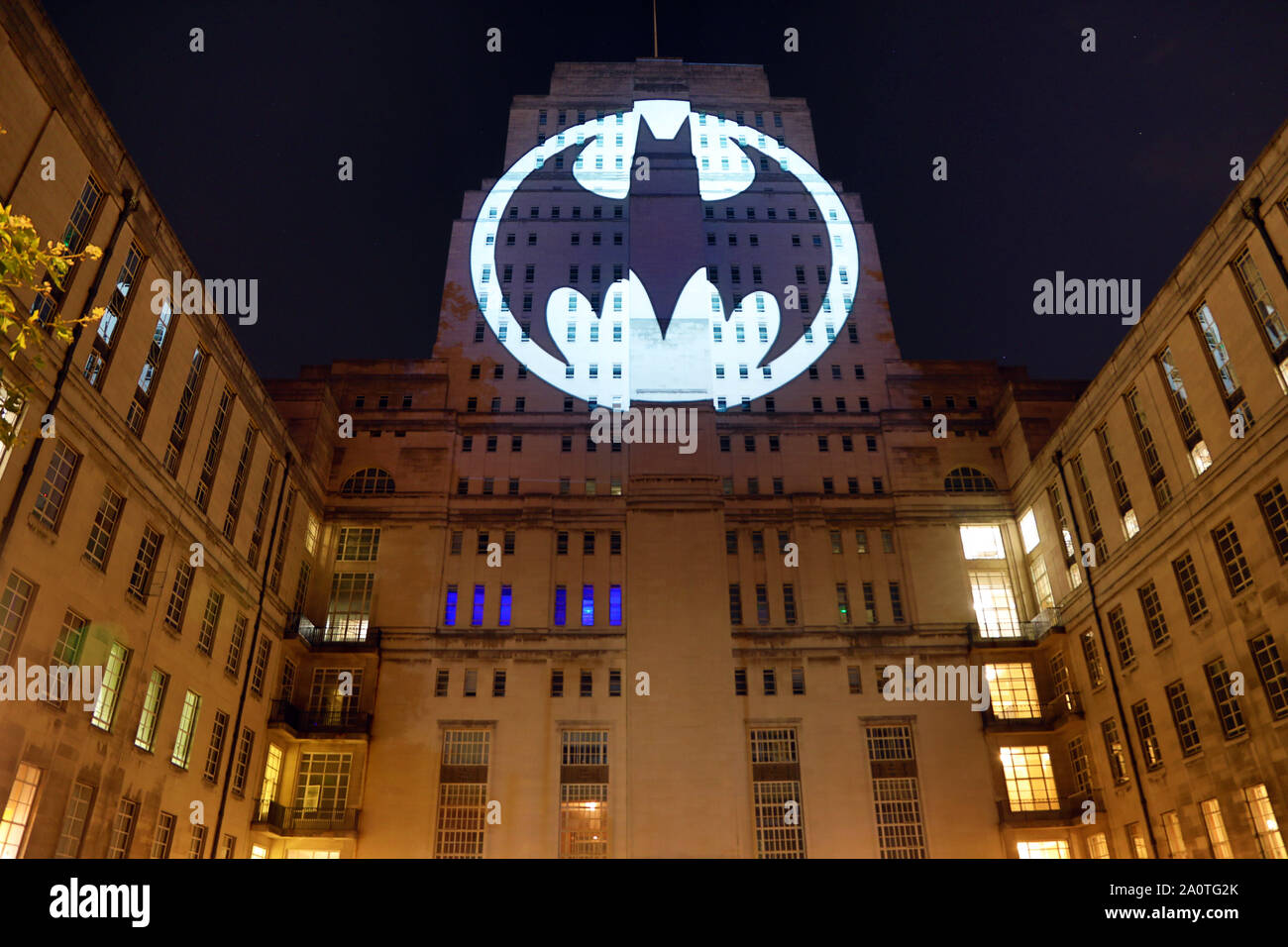 London library senate house hi-res stock photography and images - Alamy