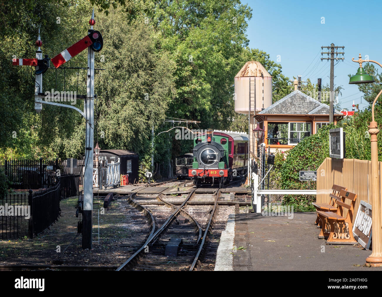 Gwr signals hi-res stock photography and images - Alamy