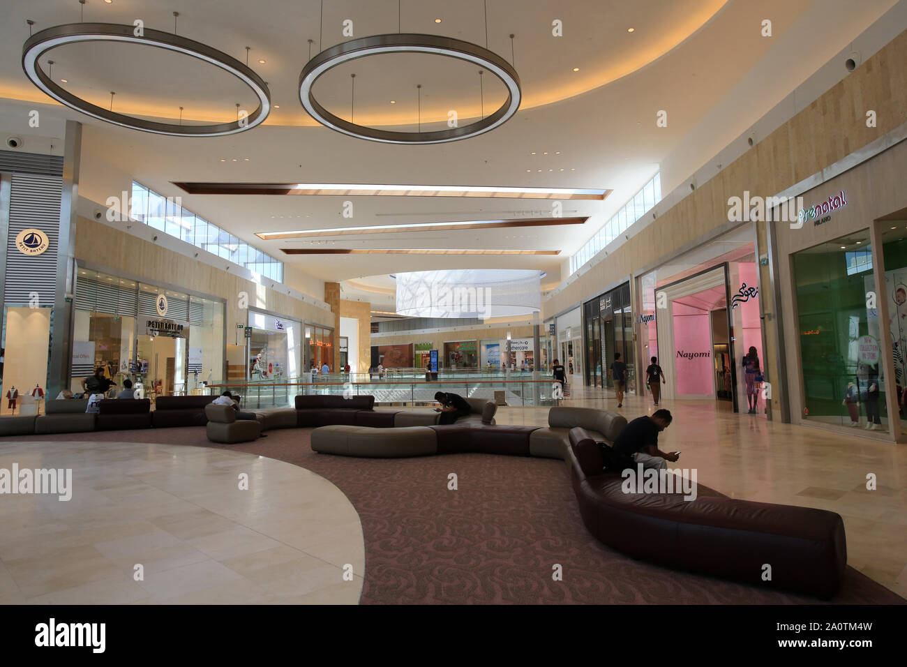 Yas mall shopping center hi-res stock photography and images - Alamy