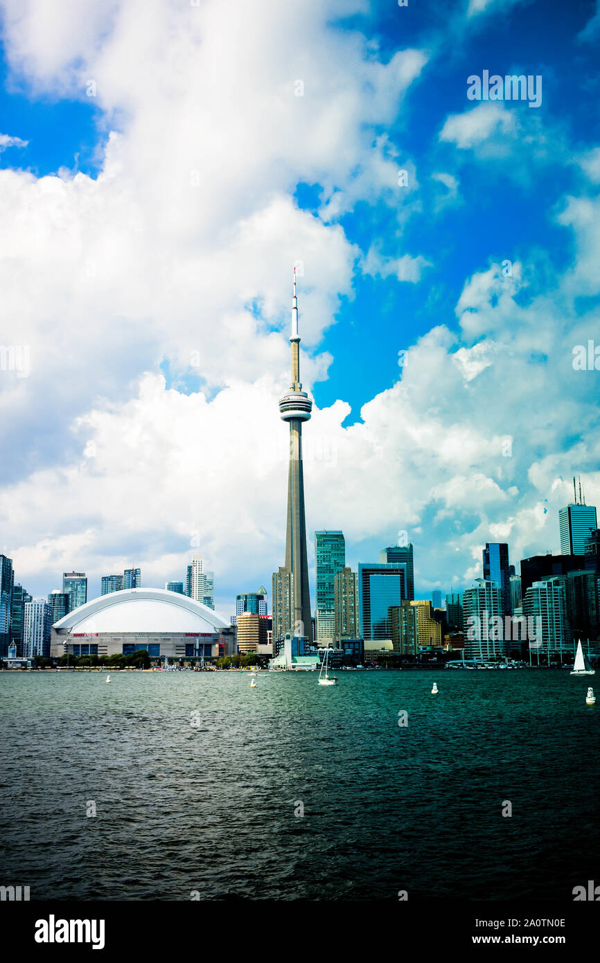 Twilight waterfront hi-res stock photography and images - Alamy