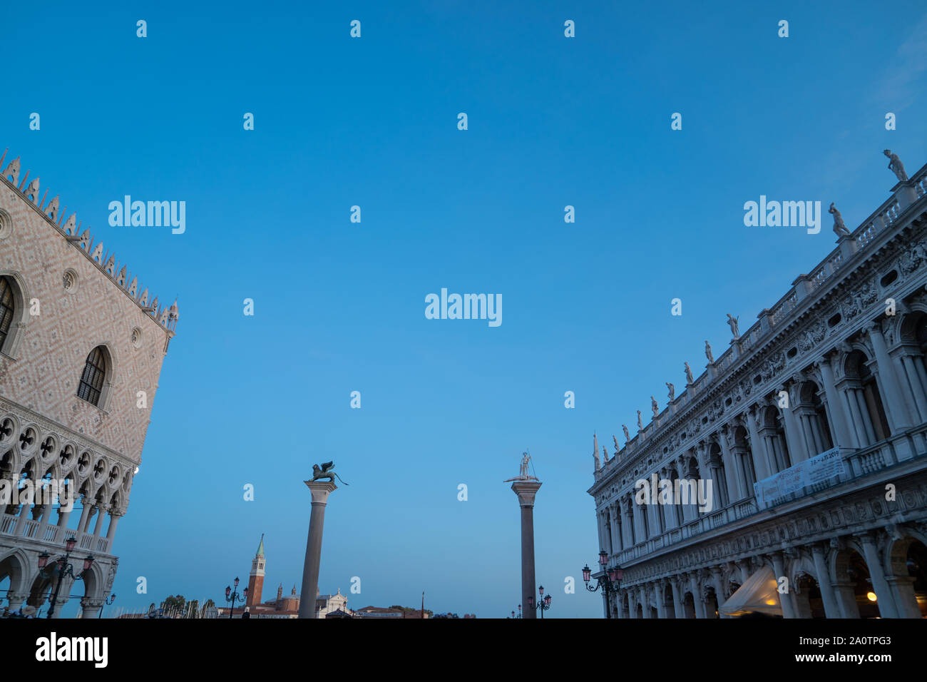 Doge's palace, Venice, Italy, with St Theodore and winged-lion columns ...