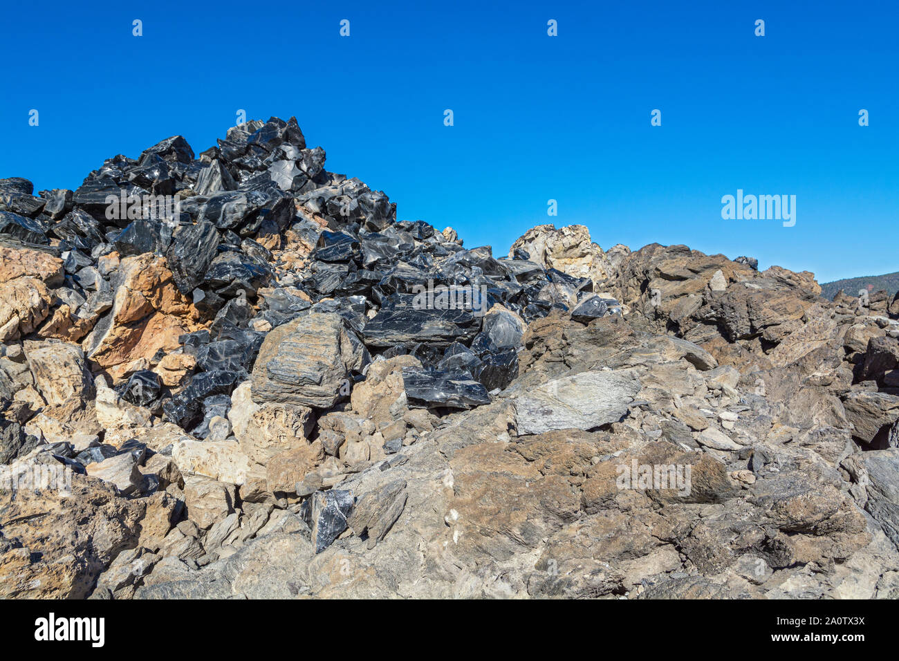 Oregon, Newberry National Volcanic Monument, Big Obsidian Flow Trail Stock Photo - Alamy