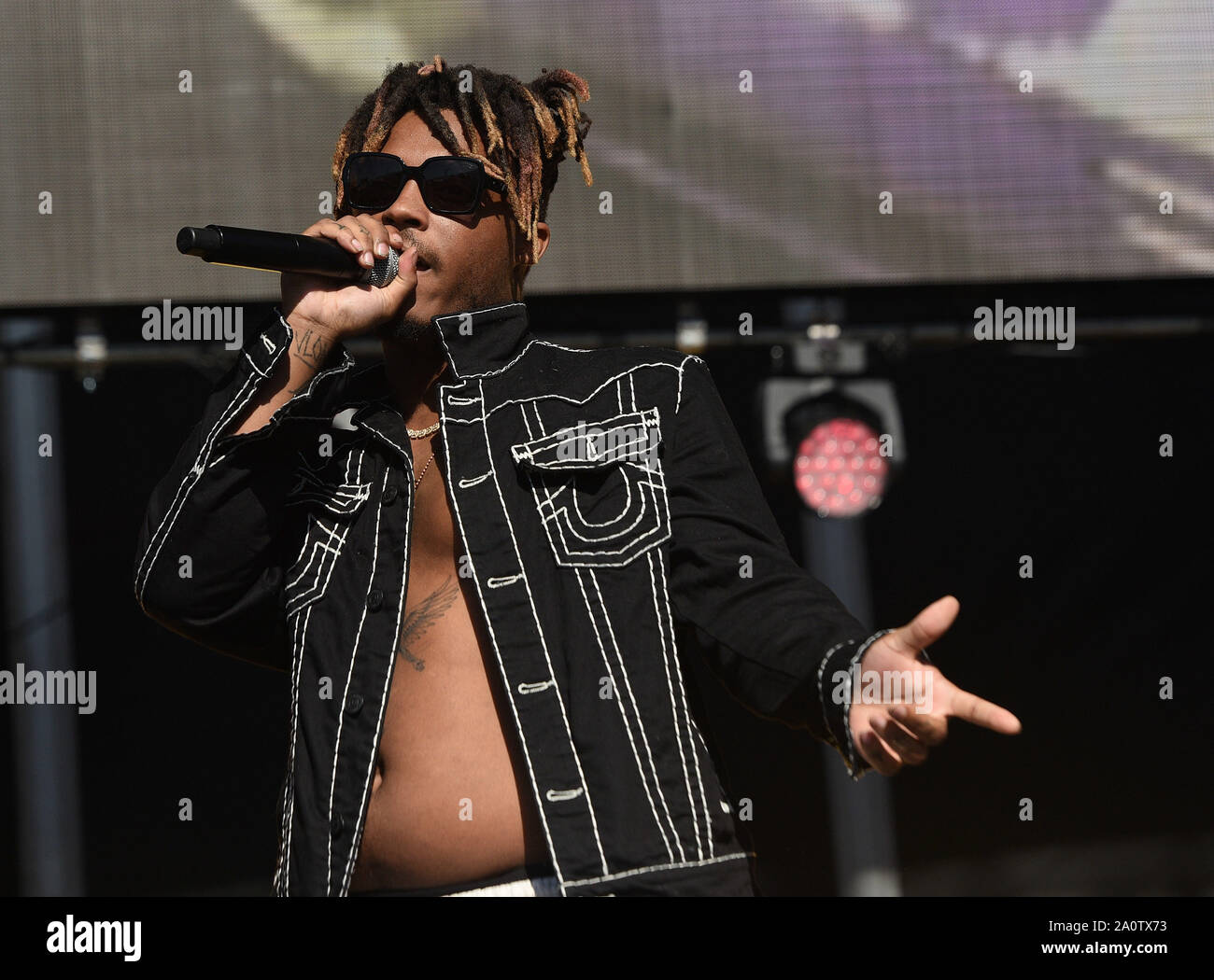 LAS VEGAS, NEVADA - SEPTEMBER 21: Juice Wrld performs onstage during ...