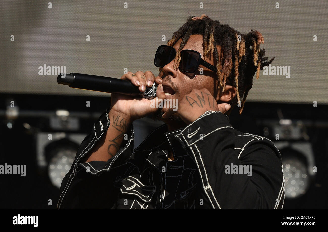 LAS VEGAS, NEVADA - SEPTEMBER 21: Juice Wrld performs onstage during ...