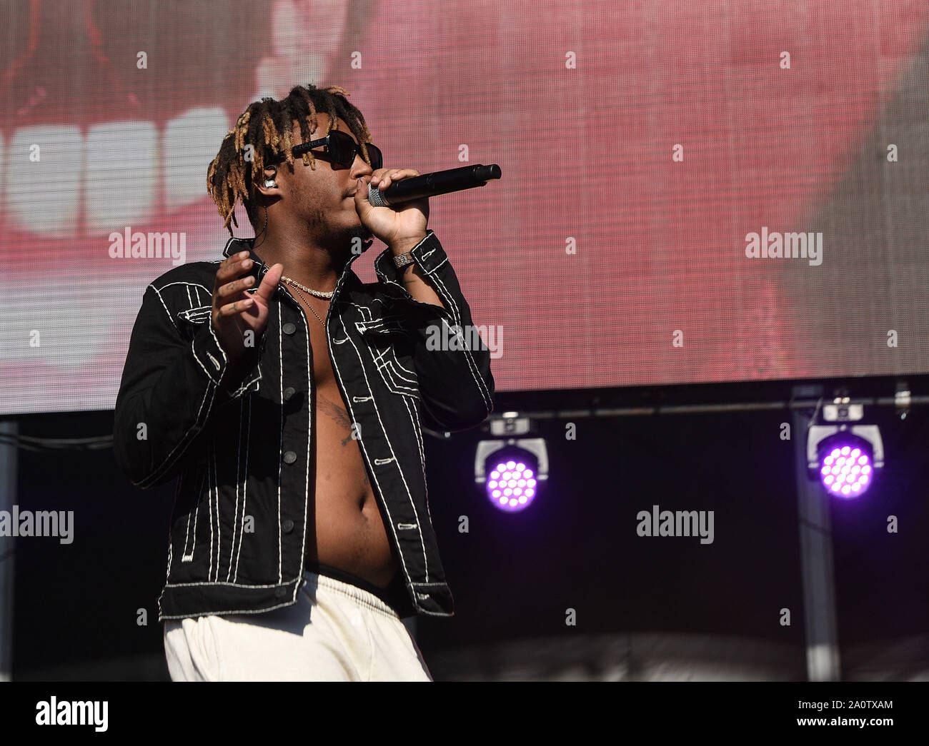 LAS VEGAS, NEVADA - SEPTEMBER 21: Juice Wrld performs onstage during ...