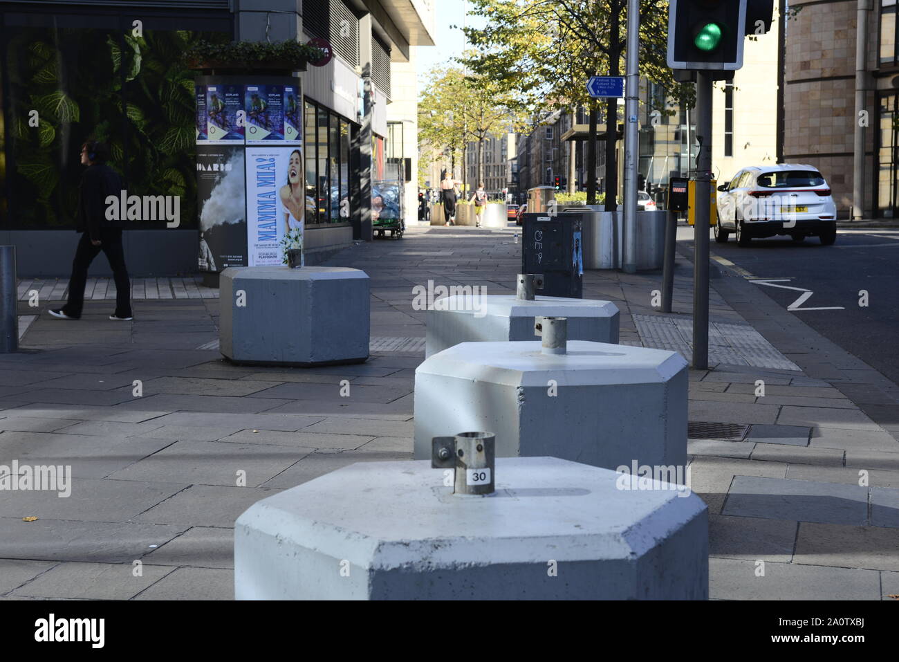 Everyday Life in a City Stock Photo - Alamy