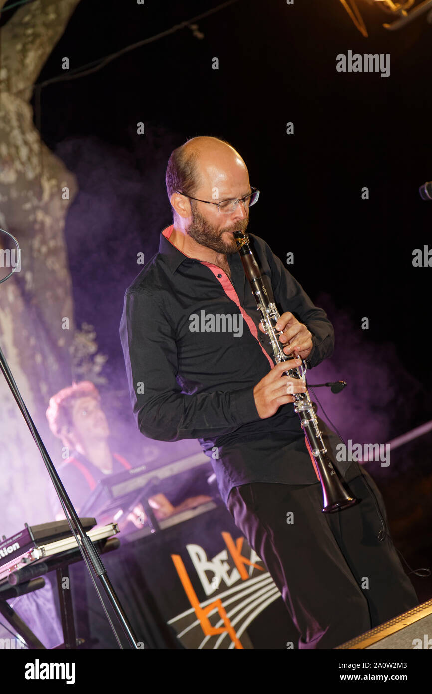 Benjamin roche hi-res stock photography and images - Alamy