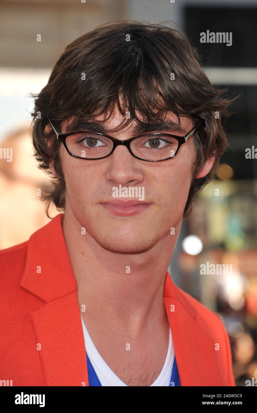Larry crowne premiere headshot hi-res stock photography and images - Alamy