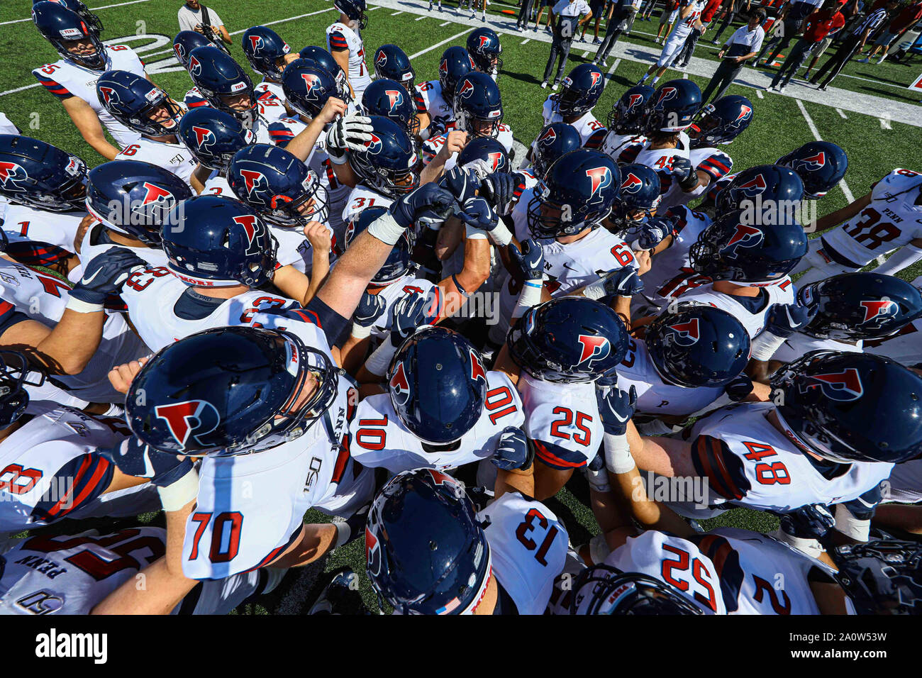 Penn quakers players hi-res stock photography and images - Alamy