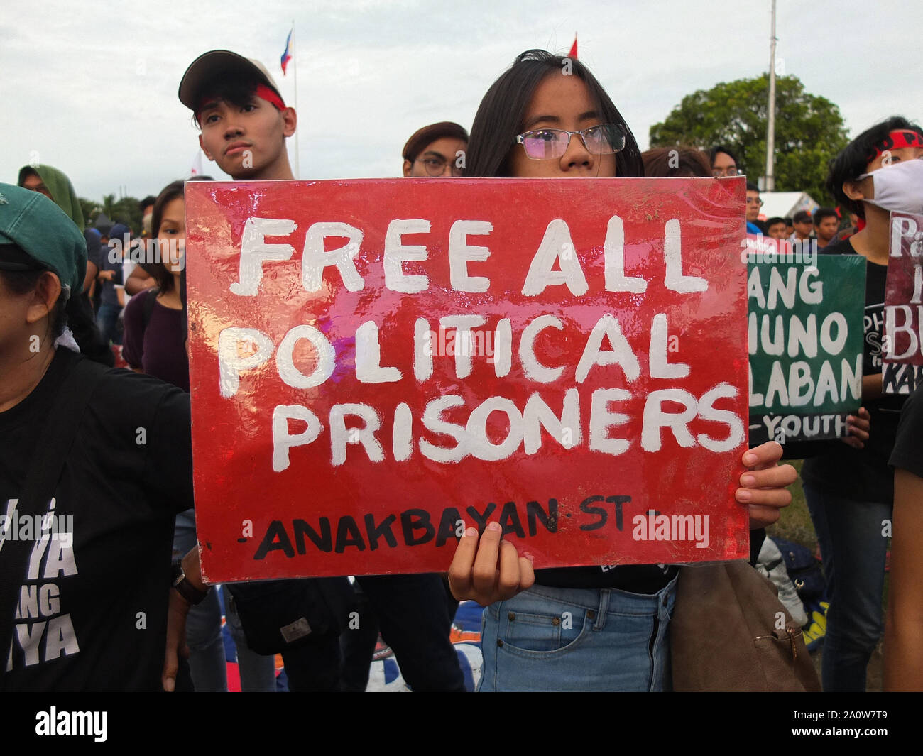 Female students in manila hi-res stock photography and images - Alamy