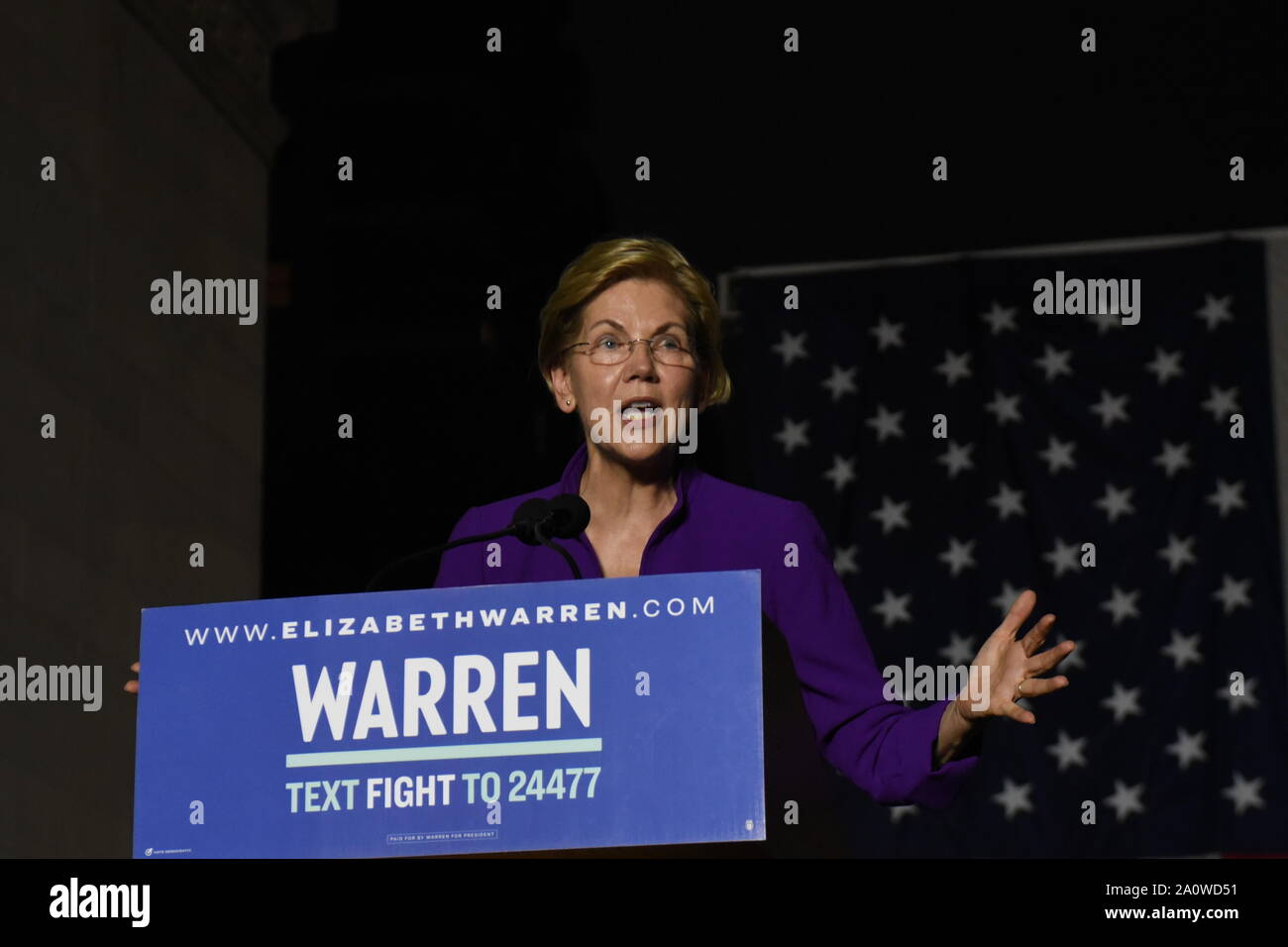 New York, USA. 16th Sep, 2019. Elizabeth Warren speaks during the U.S ...