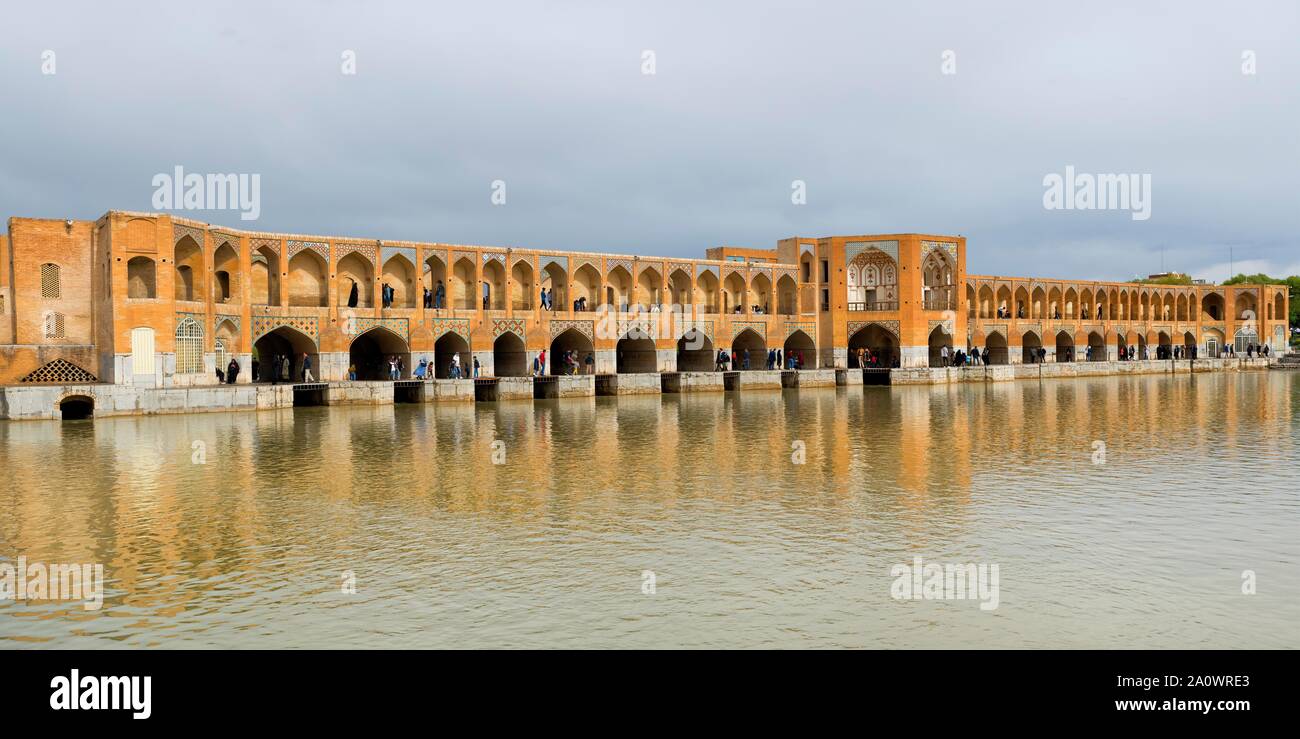 Khaju bridge hi-res stock photography and images - Alamy