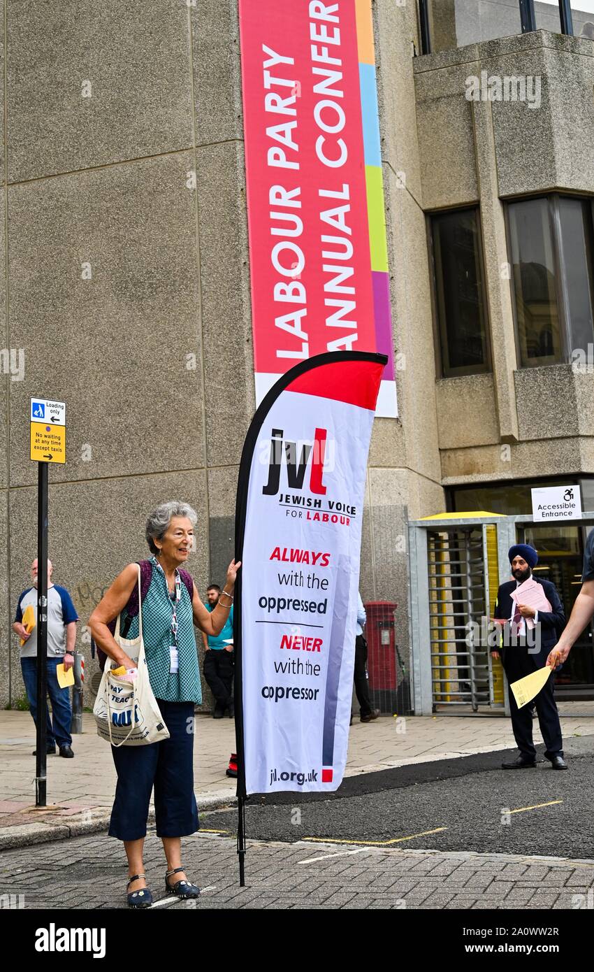 Jewish voice for labour hi-res stock photography and images - Alamy